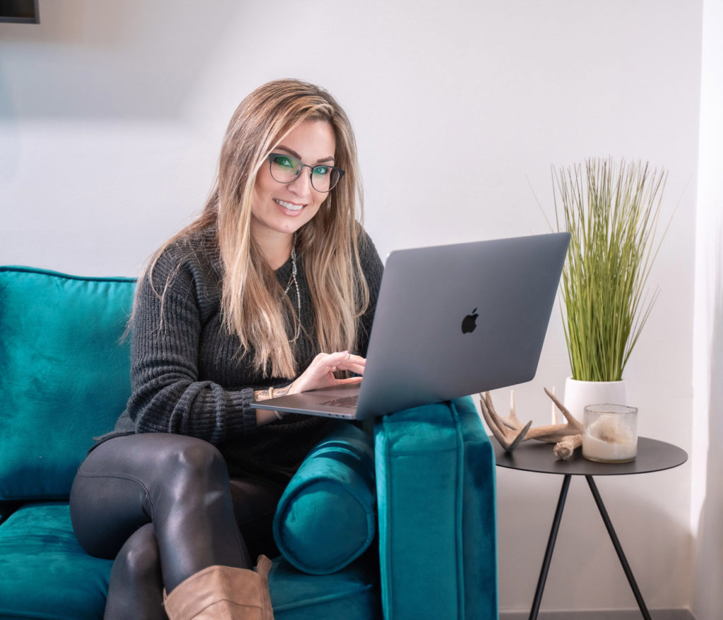 Valerie Renee's Official Site: Helping You Succeed Through Online ...